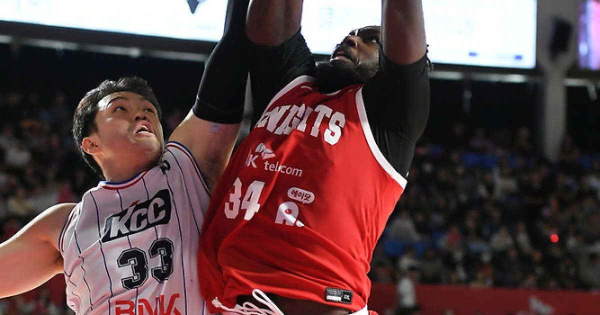 서울 SK, KCC에 대승 거두며 연승 질주…워니 트리플더블 달성(종합)