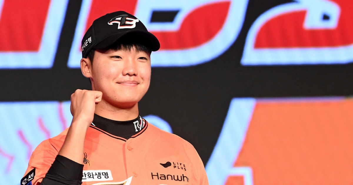 78억 FA가 5선발...한화의 행복한 고민? 155km 광속구 신인도 자리가 없다