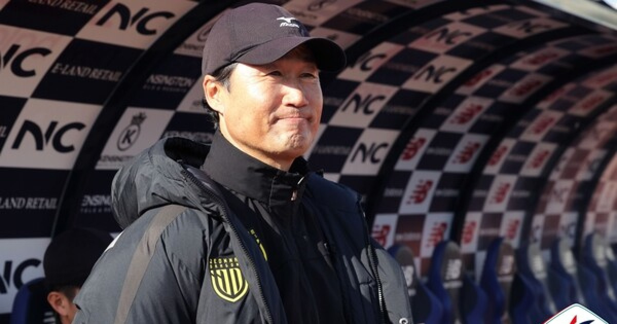 [k2.live] 'PO 진출' 시즌 되돌아본 전남 이장관 감독, "K리그2가 얼마나 처절한지 잘 보여졌던 2024년"