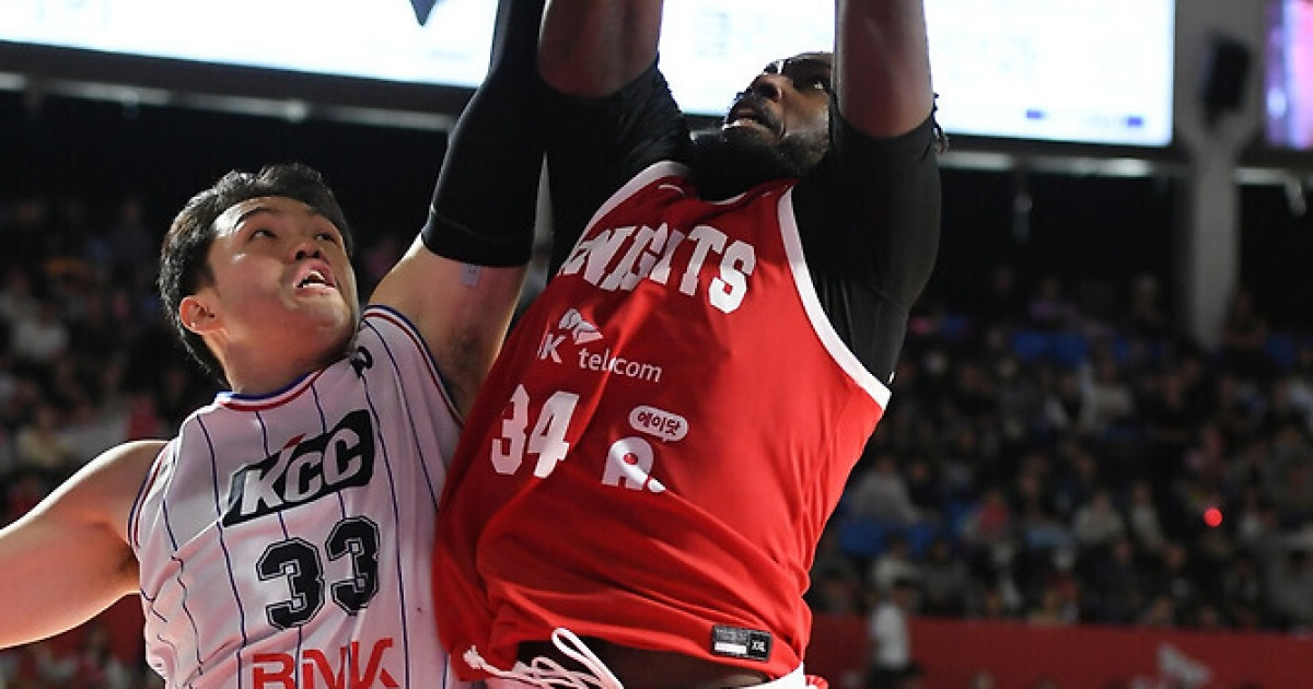 ‘3점슛 단속·리바운드 우위’ 또 한번 신나게 달린 SK, KCC 완파하고 다시 연승 가도