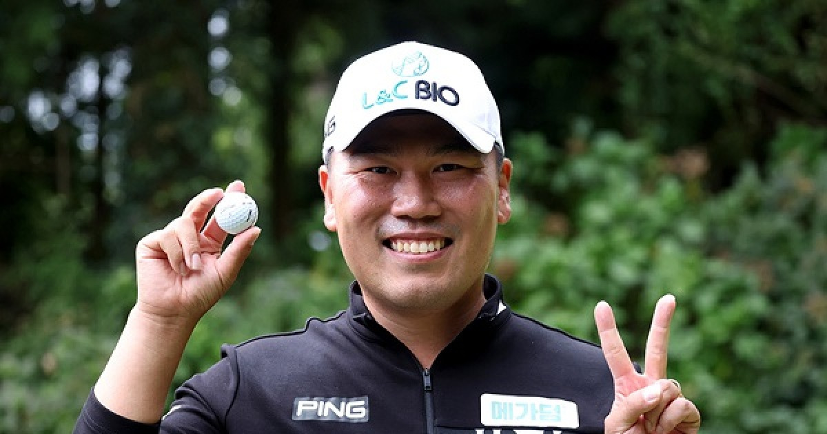 이대한, KPGA 투어챔피언십 3R서 홀인원…약 8천만 원 상당 생체보석 획득