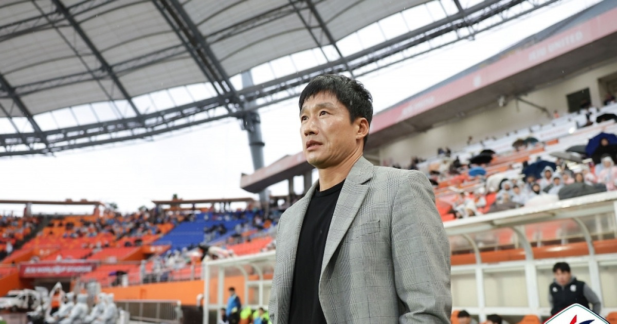 [현장목소리] 'K리그1-ACLE 병행' 이정효 감독의 바람 "ACL 참가팀 위해 배려해야"