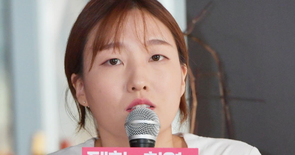 [단독] ‘대화의 희열’ 신수정 PD, KBS 떠나 넷플릭스行…남편 ‘홍김동전’ PD 이어