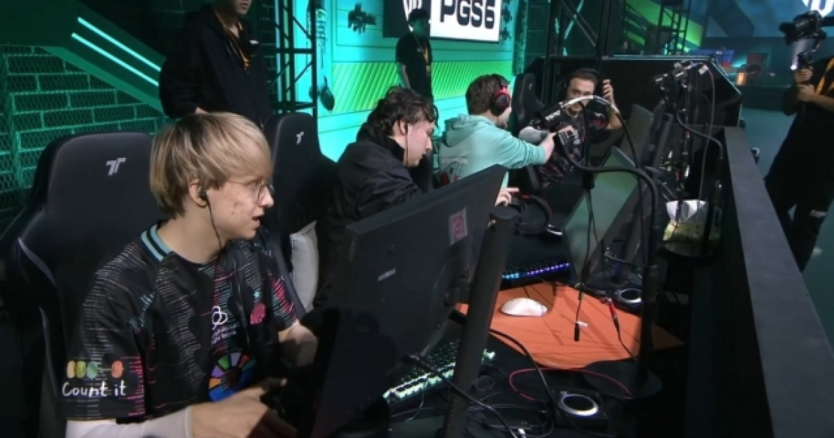 TWIS, PGS 5 이어 6도 결승 2일 차 1위로 ‘껑충’