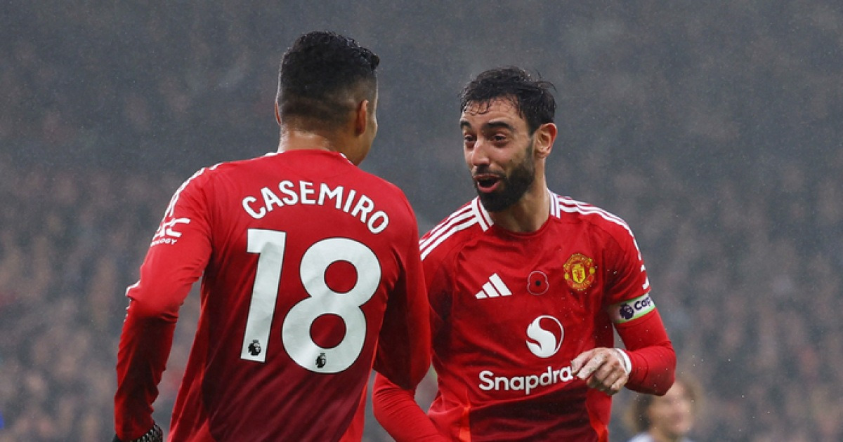 ‘캡틴 브루노 멀티골+가르나초 쐐기골 폭발!’ 맨유, 레스터에 3-0 완승→판 니스텔로이 체제 ‘4G 무패’로 마무리[EPL 리뷰]