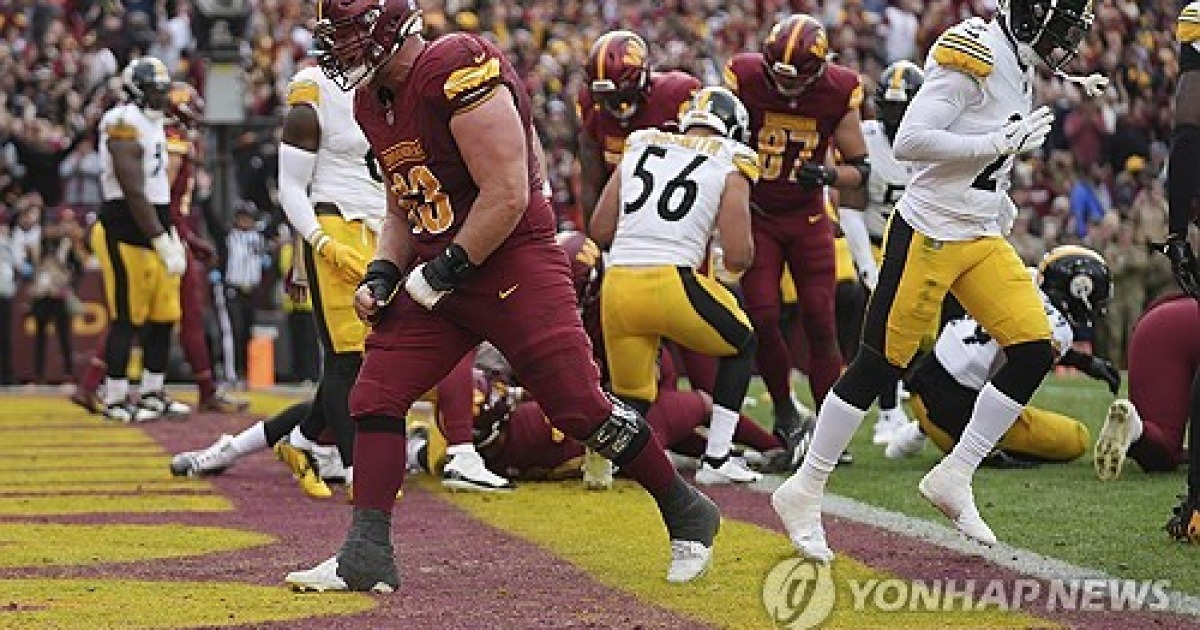 Steelers Commanders Football