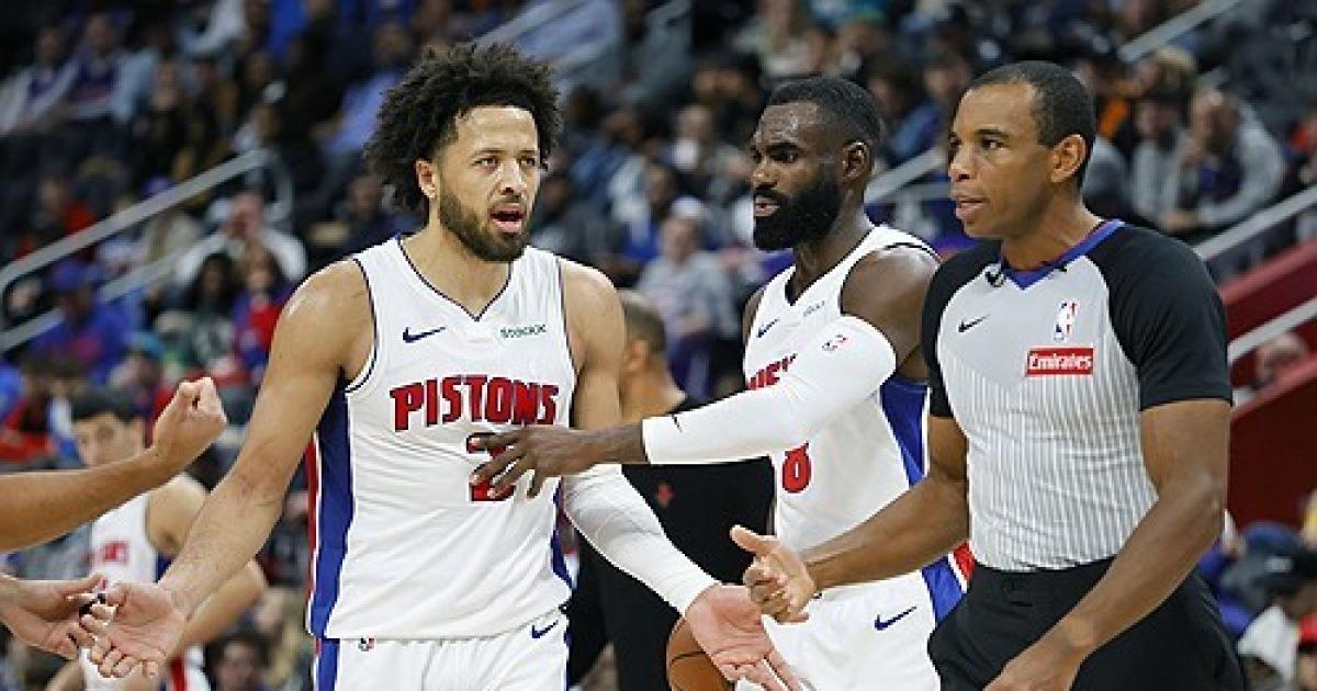 Rockets Pistons Basketball