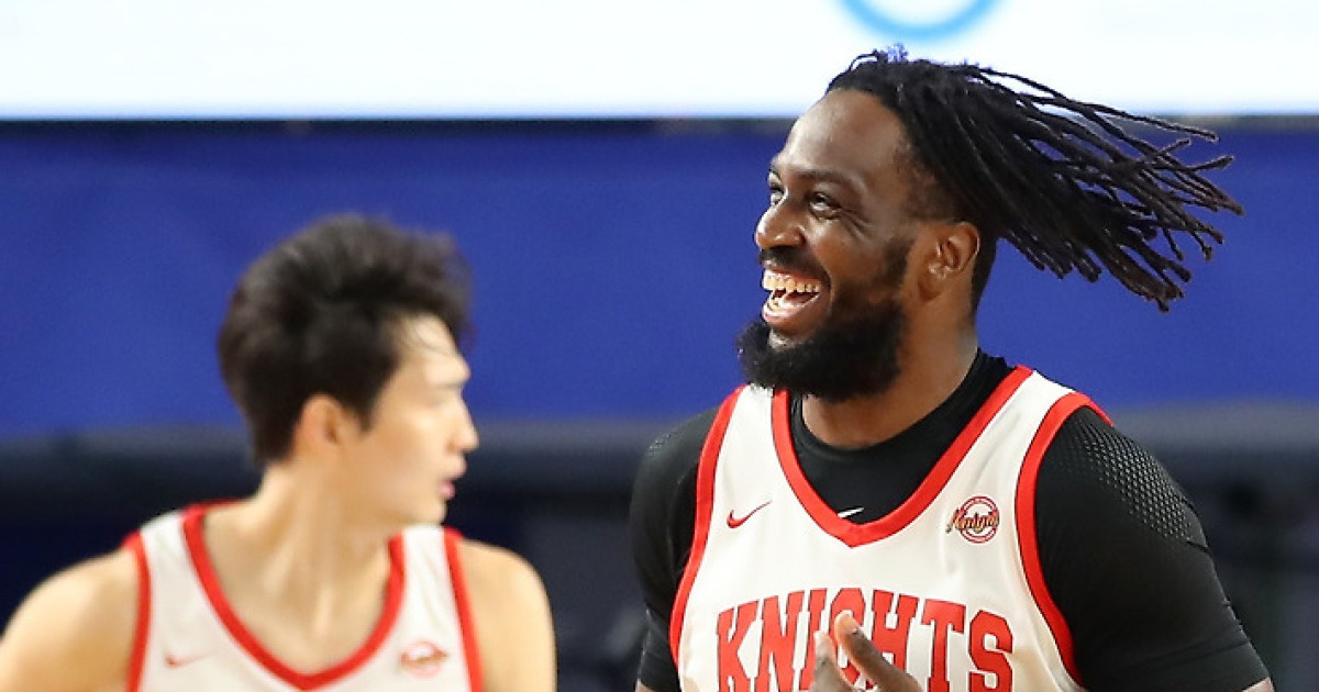 KBL 6시즌째 '장수 외인' 워니, 여전한 위력…SK 상승세 '일등공신'