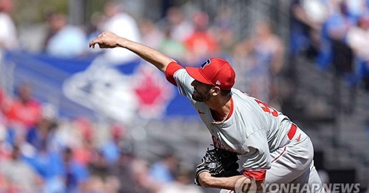 CORRECTION Diamondbacks Kaplan Baseball