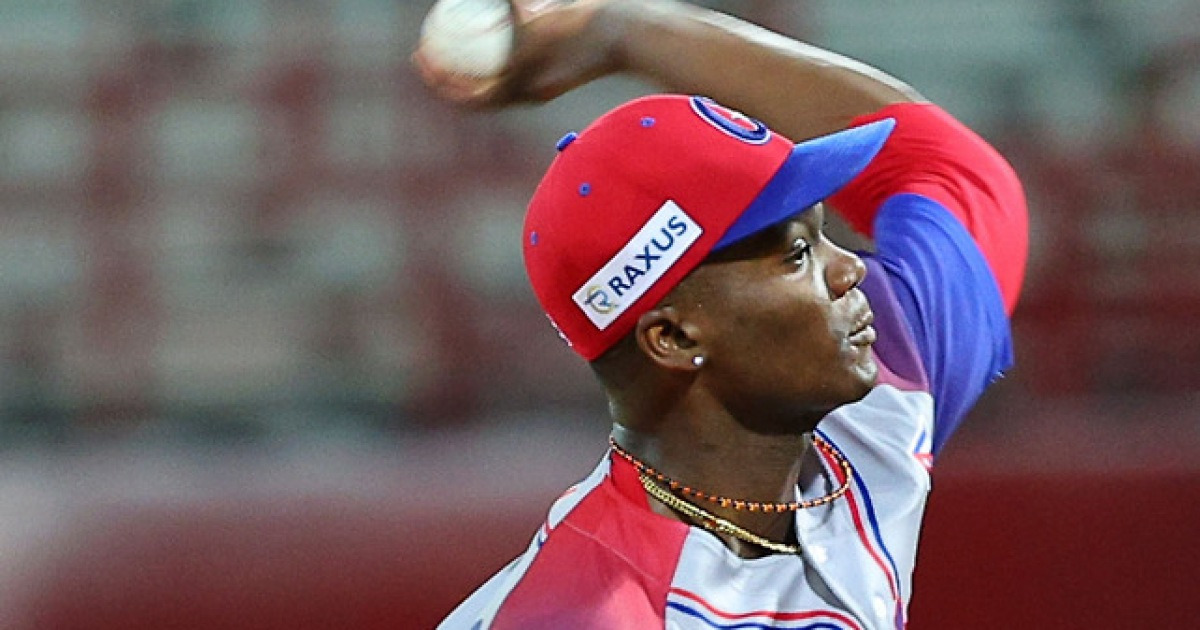 'NPB 쿠바 특급' 모이넬로, KIA 김도영 만루 피홈런 포함 2이닝 6실점 붕괴 [프리미어12]