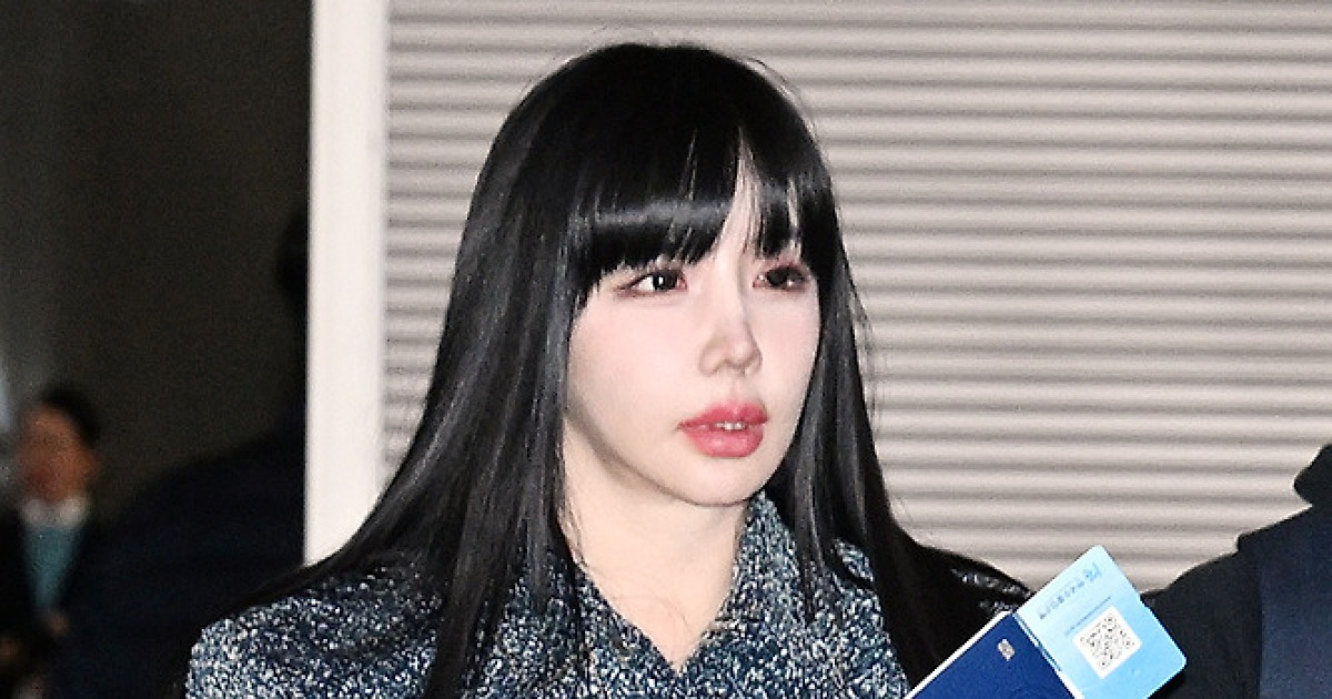 2NE1 박봄 ‘예쁨이 블링블링’[포토엔HD]