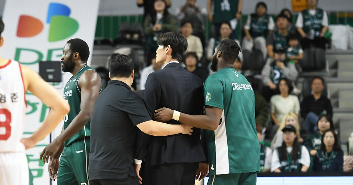 '심판 진정성 의심' DB 김주성 감독, KBL 재정위 회부