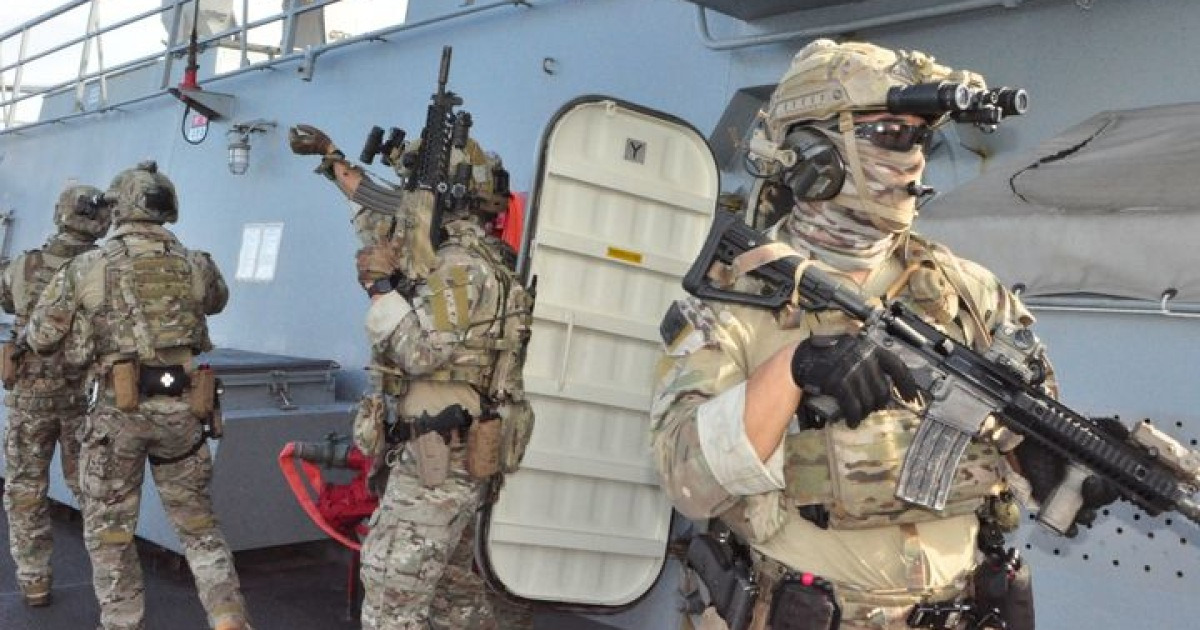 한미일 프리덤 에지 대해적 훈련하는 해군 UDT 대원