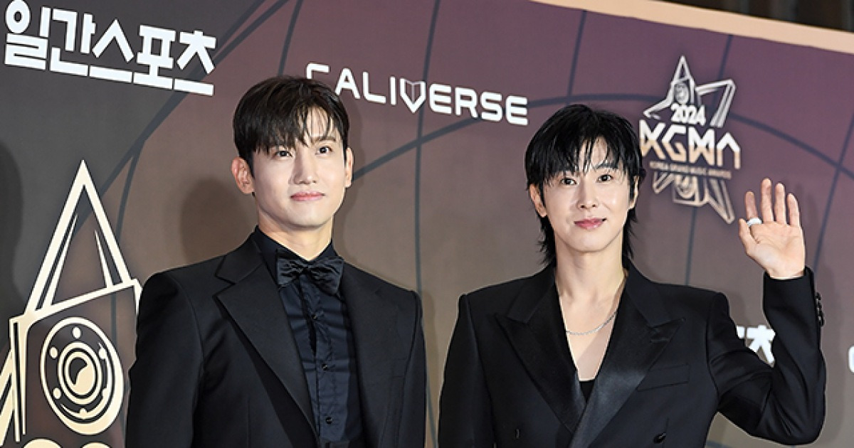 동방신기 ‘KGMA 레드카펫’ [MK포토]