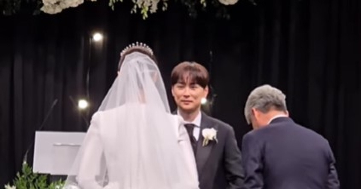 민경훈, JTBC PD와 오늘(17일) 결혼