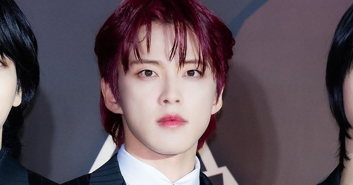 [T포토] JO1 준키 '불꽃 눈빛 + 손하트'