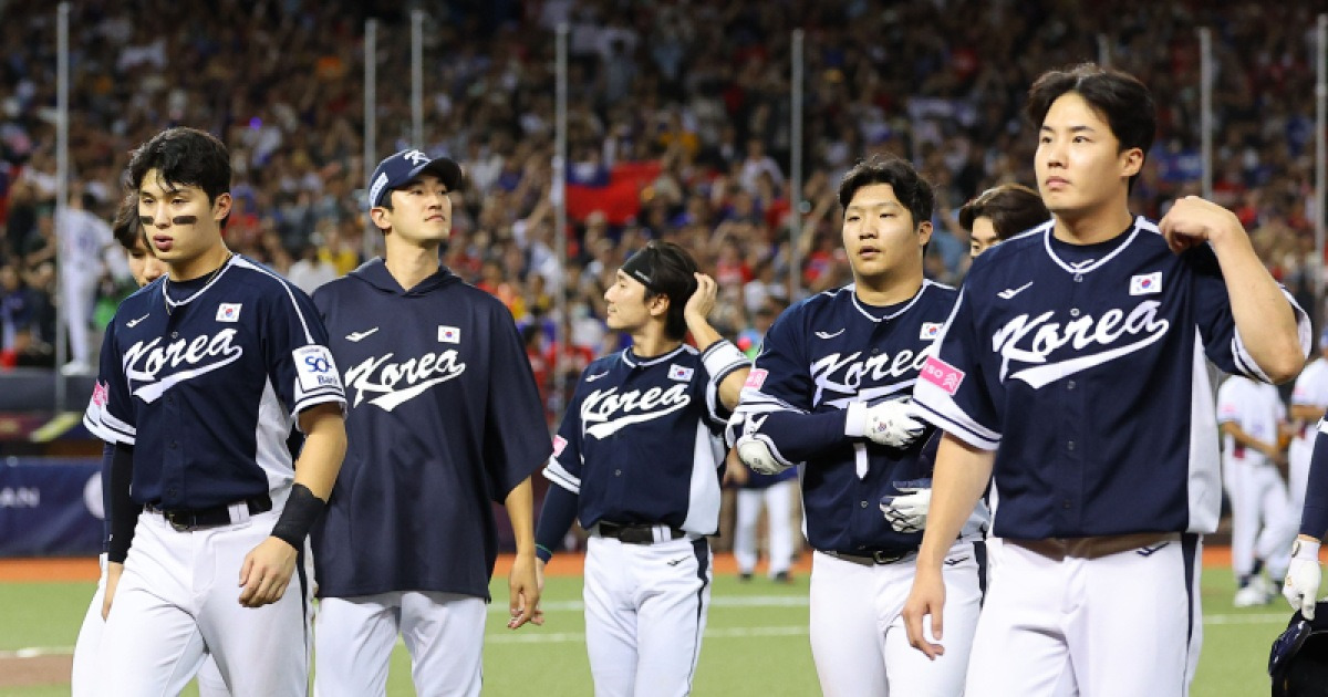 "굴욕의 조별리그 탈락" 日 언론도 놀란 한국의 탈락, "WBC 3연속 탈락·올림픽 노메달 부진 계속" [프리미어12]