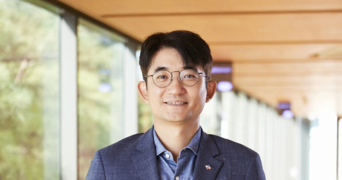 [속보] CJ ENM·엔터부문 신임 대표에 윤상현…커머스 대표 이선영 내부 승진