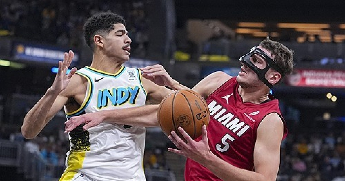 Heat Pacers Basketball