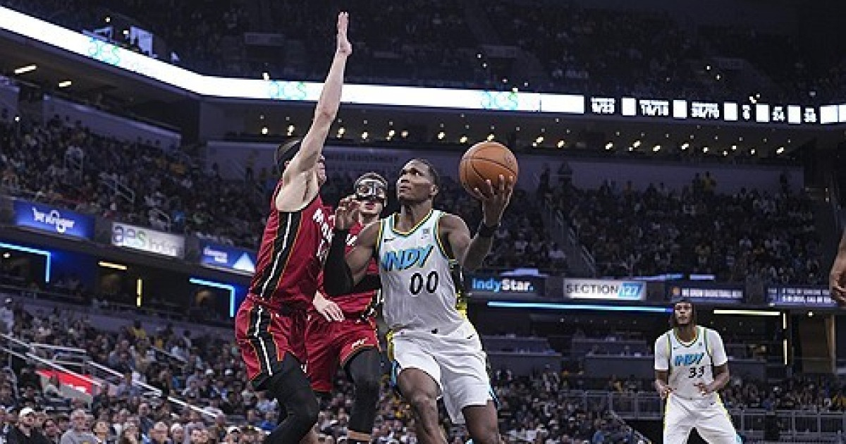 Heat Pacers Basketball