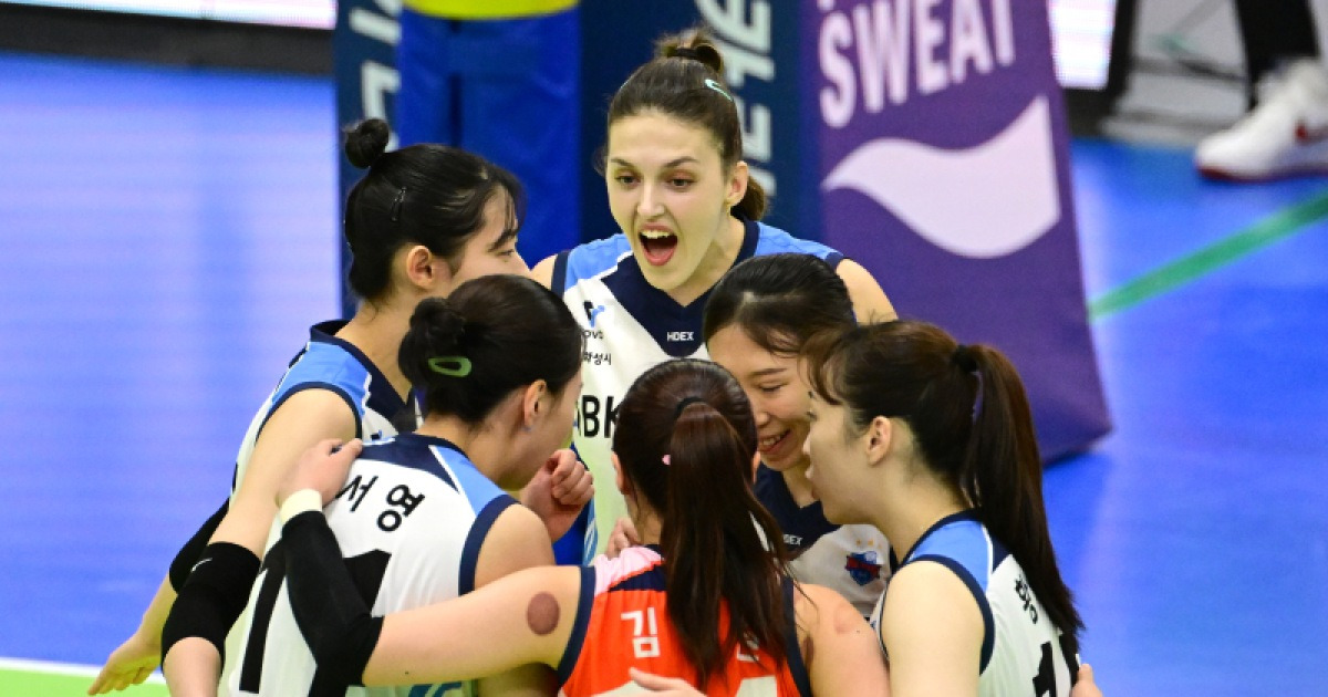 '대어 낚았다' IBK기업은행 신바람 5연승, 현대건설 8연승 도전 저지