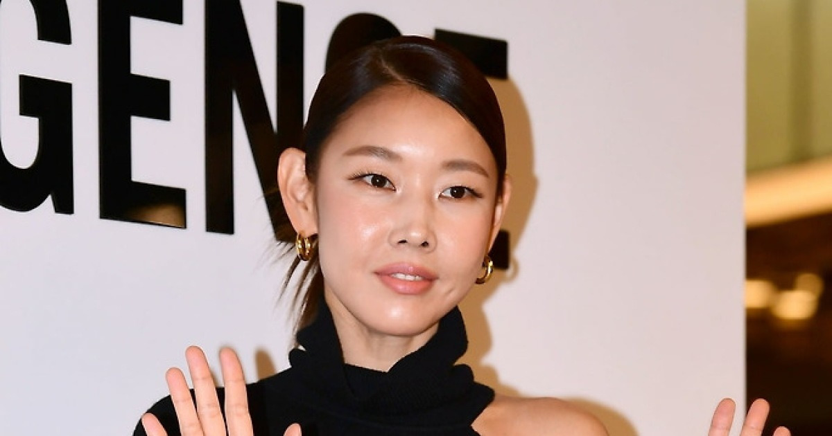 '175cm·53kg' 한혜진, 몸매 관리는 내려놨나…디저트 폭풍 먹방에 '리필 요청' ('동네멋집')