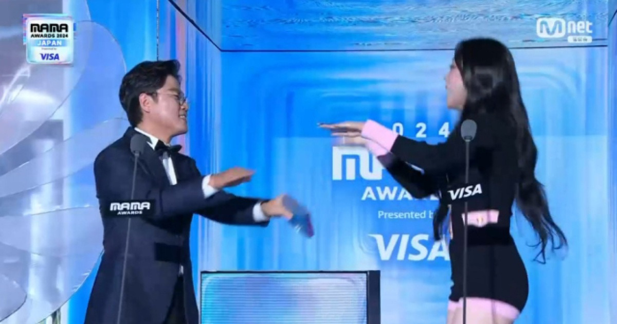 나영석PD X 이영지, 아이브 '팬스초이스' 시상…"너무 의미있어" [2024 MAMA]