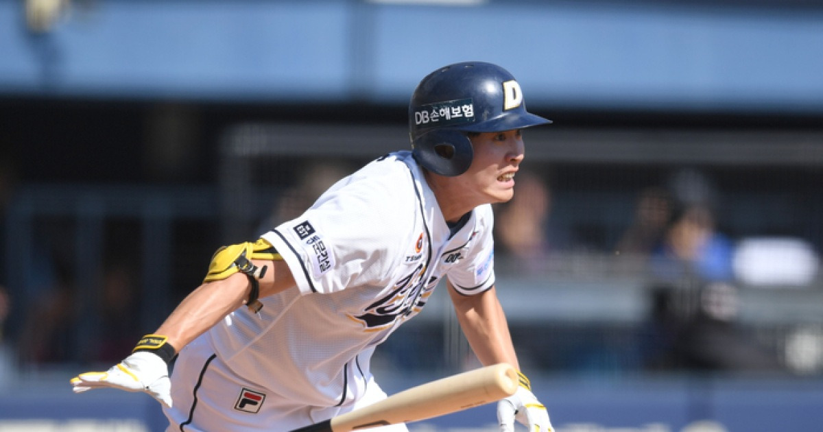 두산 ‘90년생 트리오’ 홀로 남은 정수빈, KBO가 인정했다! KBO 수비상 외야수 부문 수상