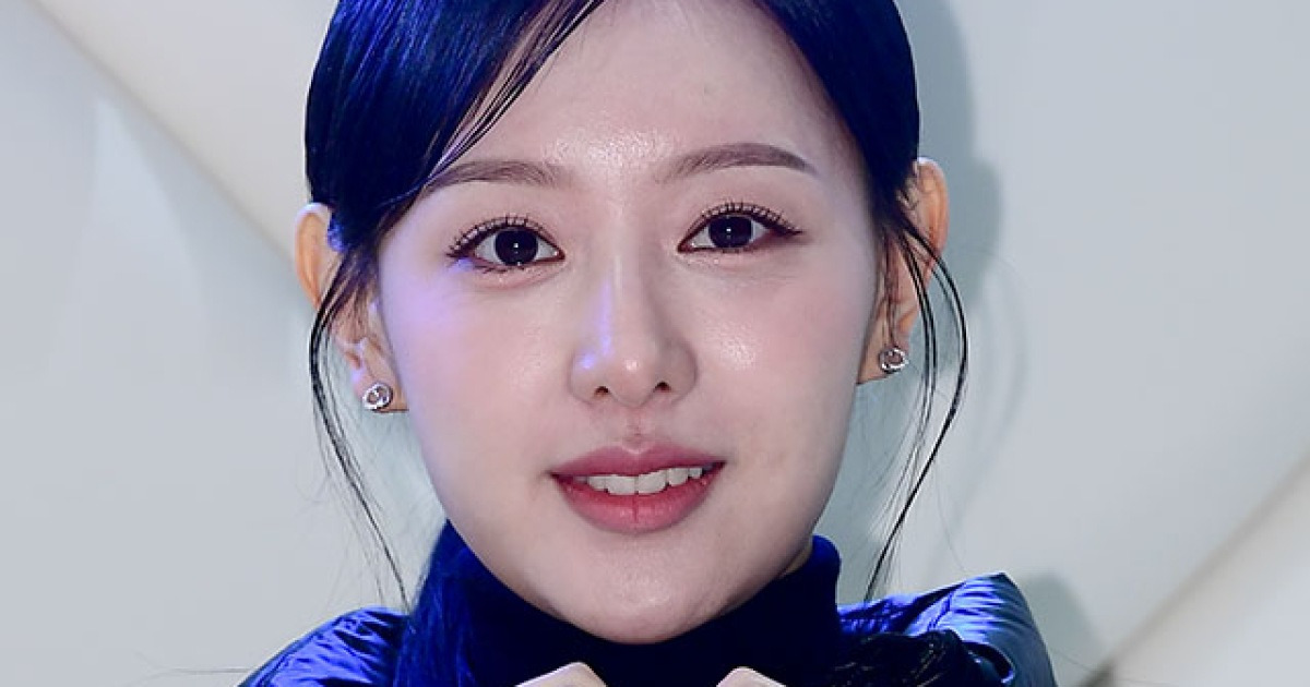 김지원 ‘눈부신 손하트’ [MK포토]