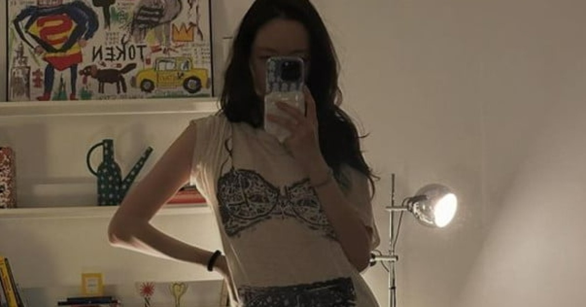 '167cm 46kg' 손나은 '몸매 자랑 샷' 풀었다…군더더기 없이 갓벽