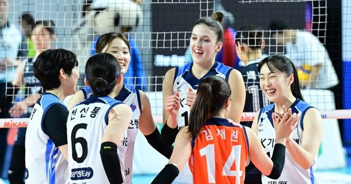 2508일 만에 승승승승승승 실화냐? ‘빅토리아 20점’ IBK기업은행, 도로공사 완파→2위 점프…한국전력 5연패, 박철우-김광국 은퇴식(종합)