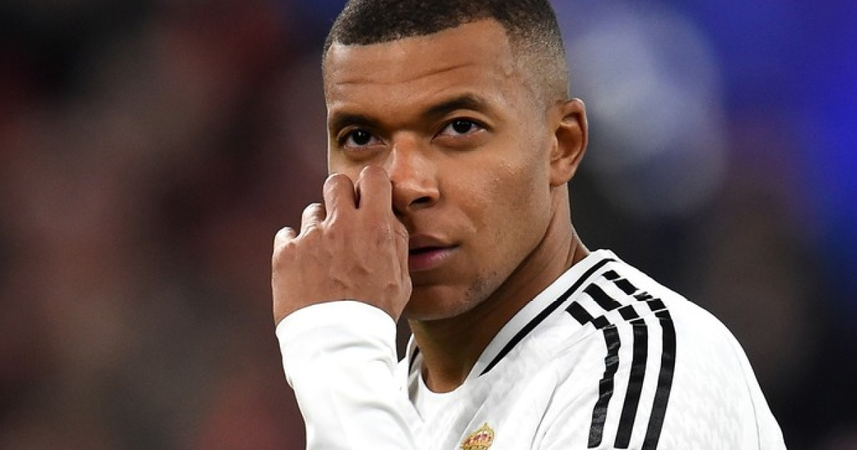 '앗, 축구 어떻게 하더라?' 살라도 음바페도 PK 실축! 리버풀은 레알에 2-0 승+ UCL 5연승