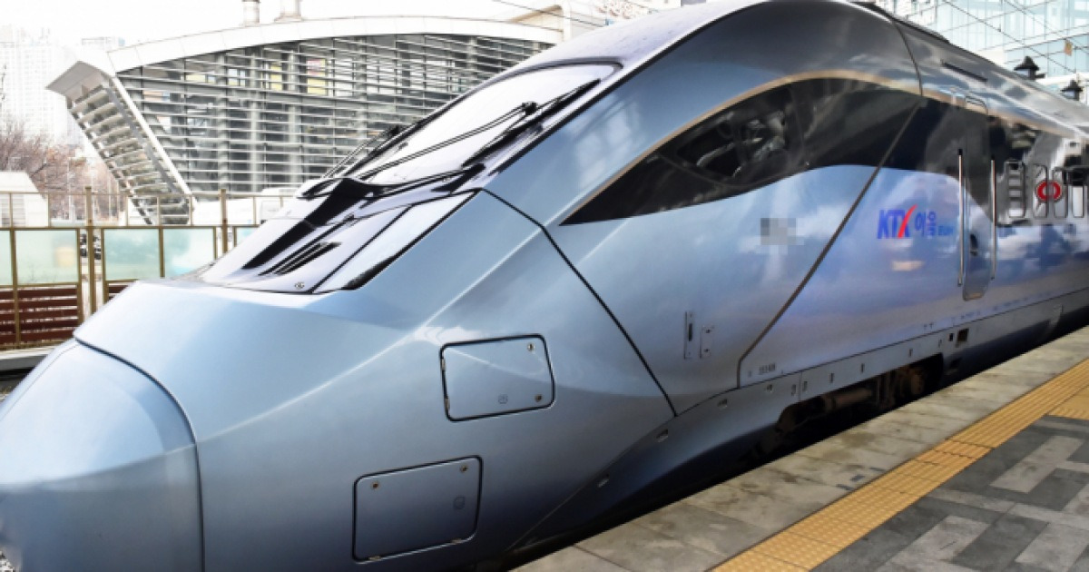 KTX 부품 국산화율 90% 달성... 현대로템 철도사업, 탄력받을까