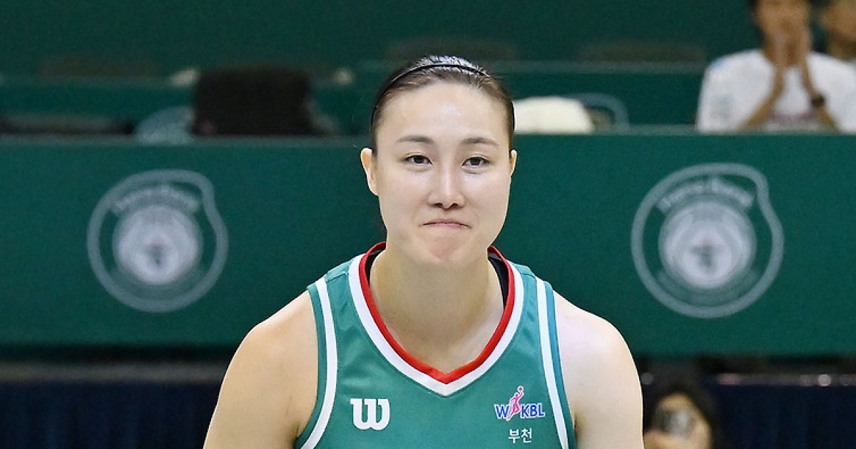 하나은행 김정은, '8141점' WKBL 역대 최다 득점자 등극…팀은 삼성생명 7연승 내줘