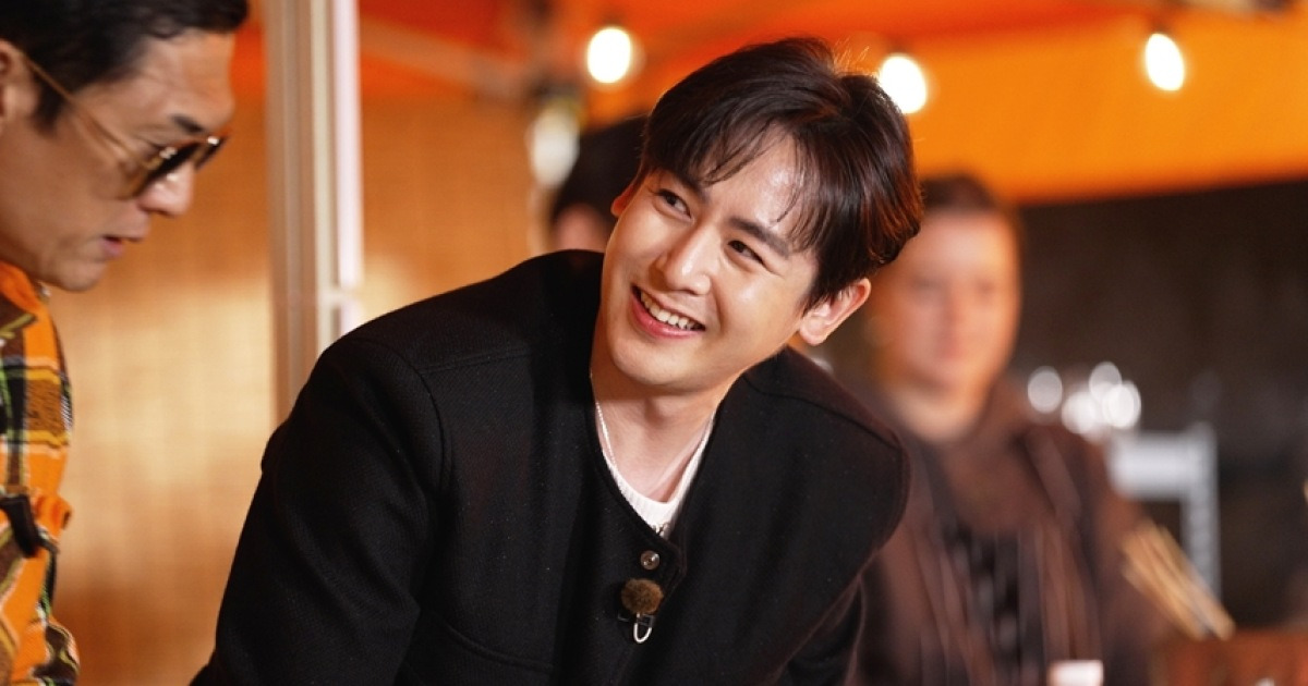 닉쿤, 'BYOB' 출격..2PM 비하인드→JYP 에피소드 대방출