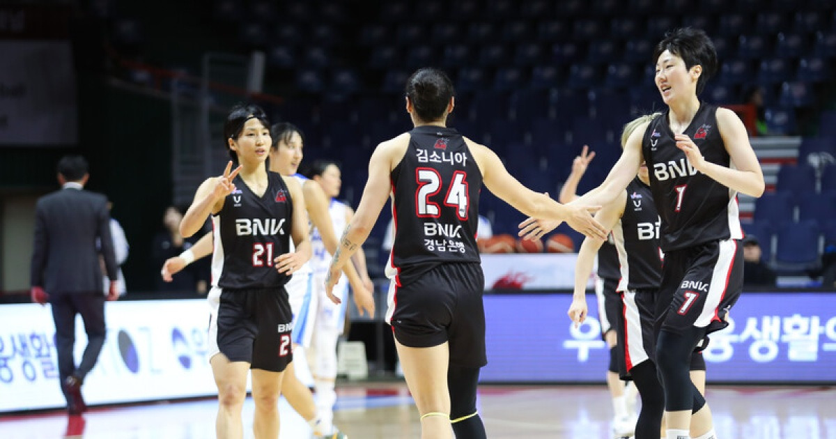 [BK 프리뷰] 부산에서 격돌하는 BNK와 KB스타즈, 세 번째 맞대결 승자는?