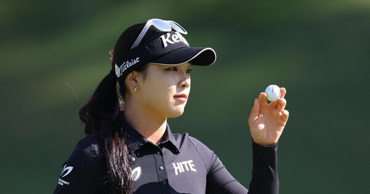 윤이나, LPGA Q시리즈 첫날 공동 4위…이세희·강민지 30위