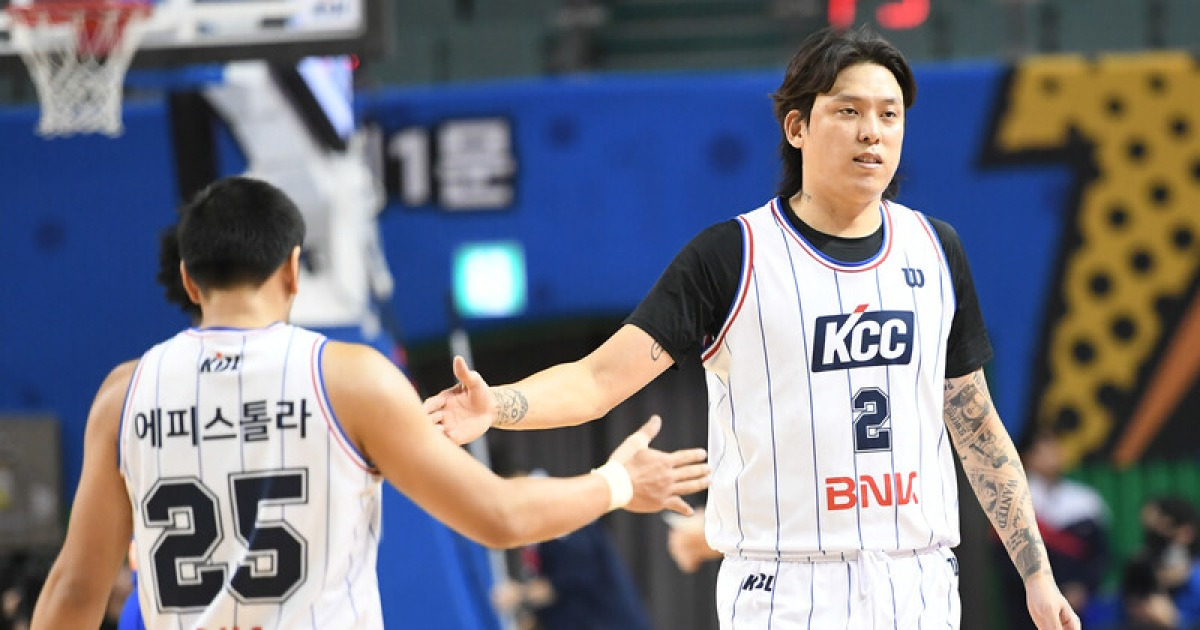 [BK 리뷰] '외곽엔 허웅이, 골밑엔 최준용이!' KCC, 삼성 제압하며 2연승 성공