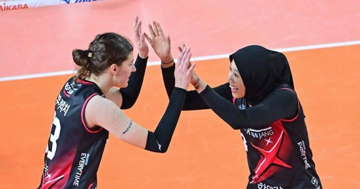 ‘60점 폭격’ 세르비아&인도네시아 국대 미쳤다! 정관장 승승승→3위 IBK 맹추격…도로공사 5연패, 우리카드 3위 도약(종합)