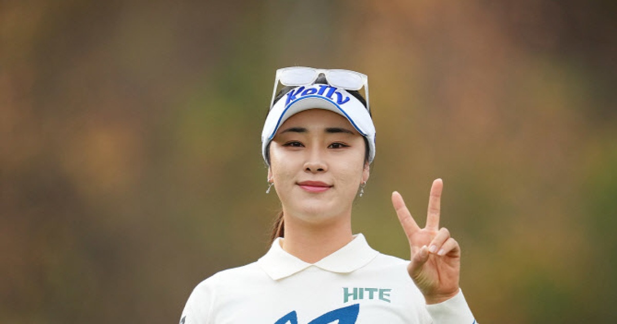 윤이나, 4R 10언더파 맹타 휘둘러 공동 7위…‘LPGA투어 시드 보인다’