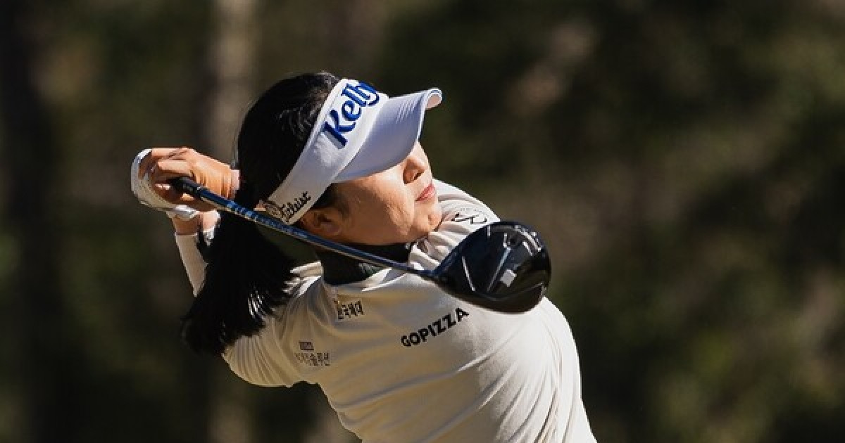 '데일리 베스트' 윤이나, 10언더파 때린 4R서 공동 7위 도약 [LPGA Q시리즈]