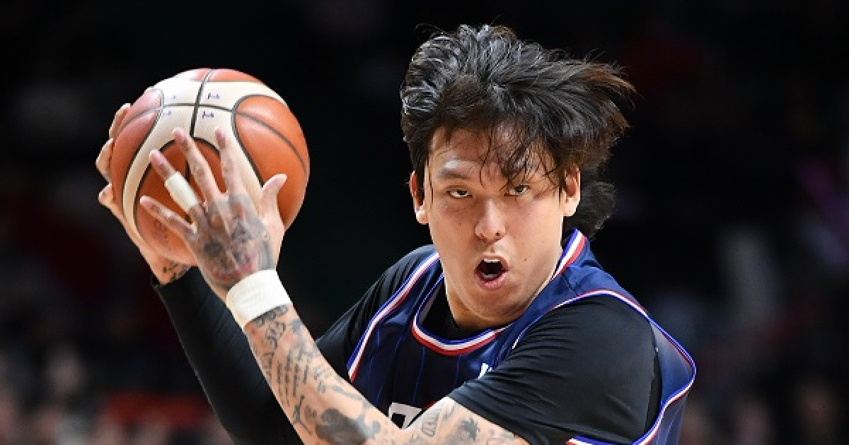 '최준용 42점+더블 더블' KCC, 80-74 승리…선두 SK 10연승 저지