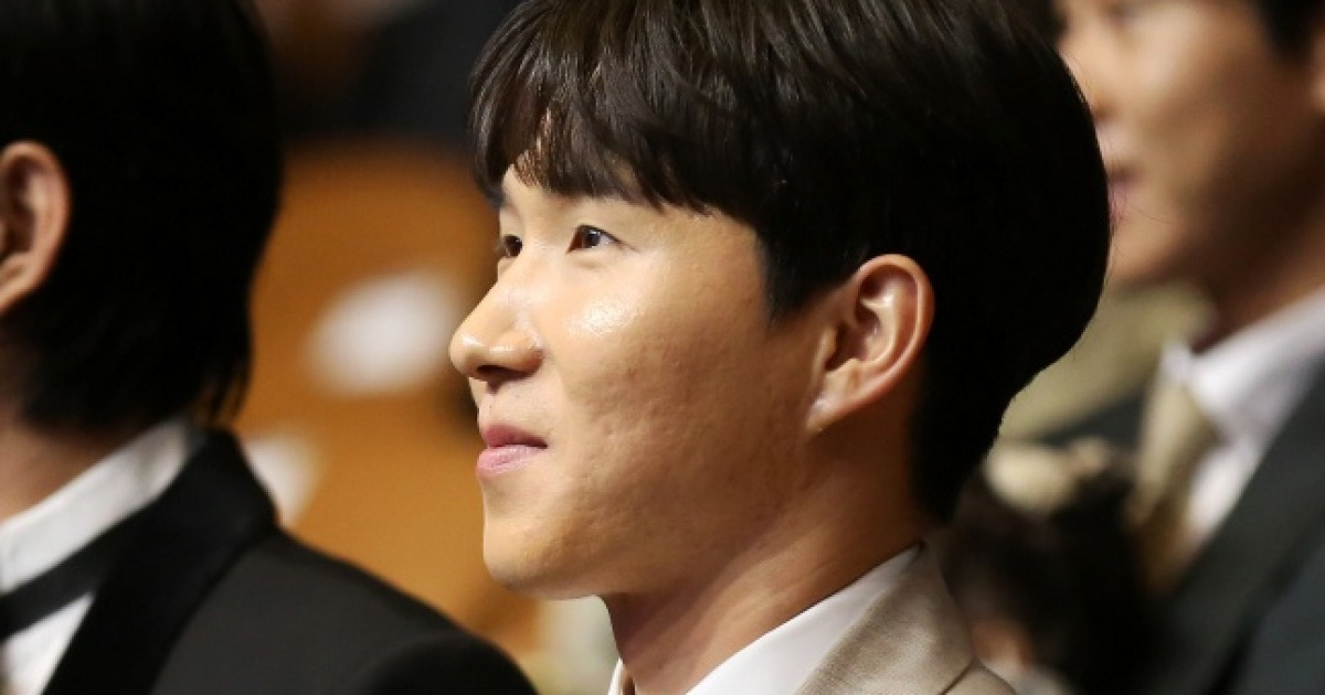 'KIA 불린 순간 탄식' 생애 첫 GG 놓친 국대 유격수, 왜 박찬호 수상 순간 SSG 팬을 떠올렸나 "미안함이 너무 컸다"