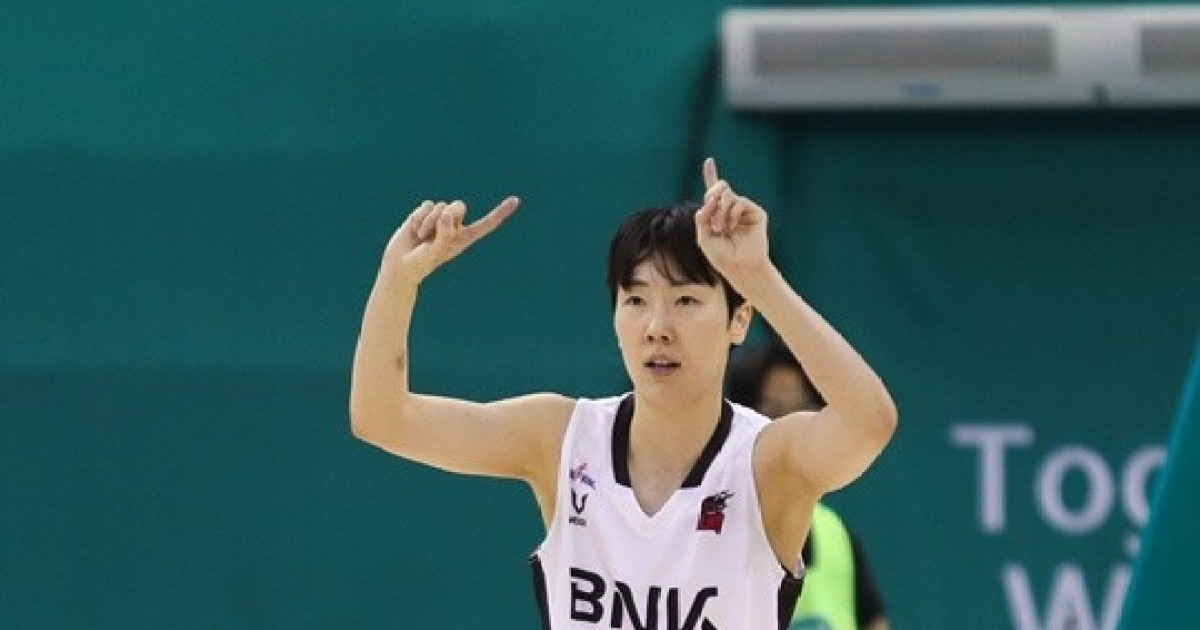 [BK 플레이어] 흔들리지 않는 박혜진, BNK가 필요로 했던 소나무