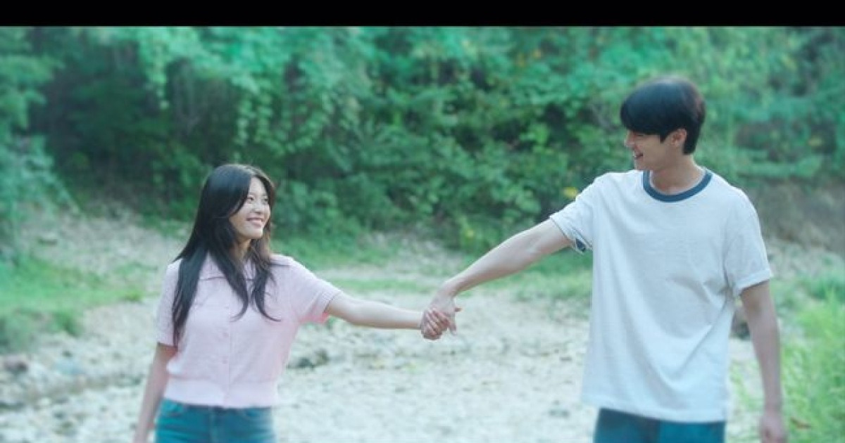 주지훈♥정유미 18년 로맨스 서사 완성..아이브 리즈, 데뷔 첫 OST 'Summer' [퇴근길신곡]