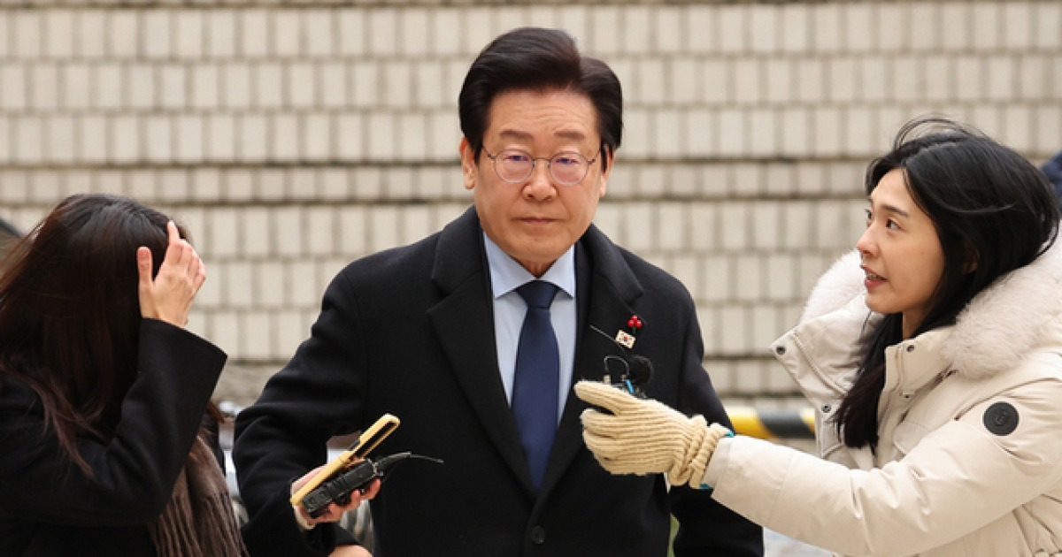이재명 대북송금 의혹 재판 ‘법관 기피로 중단