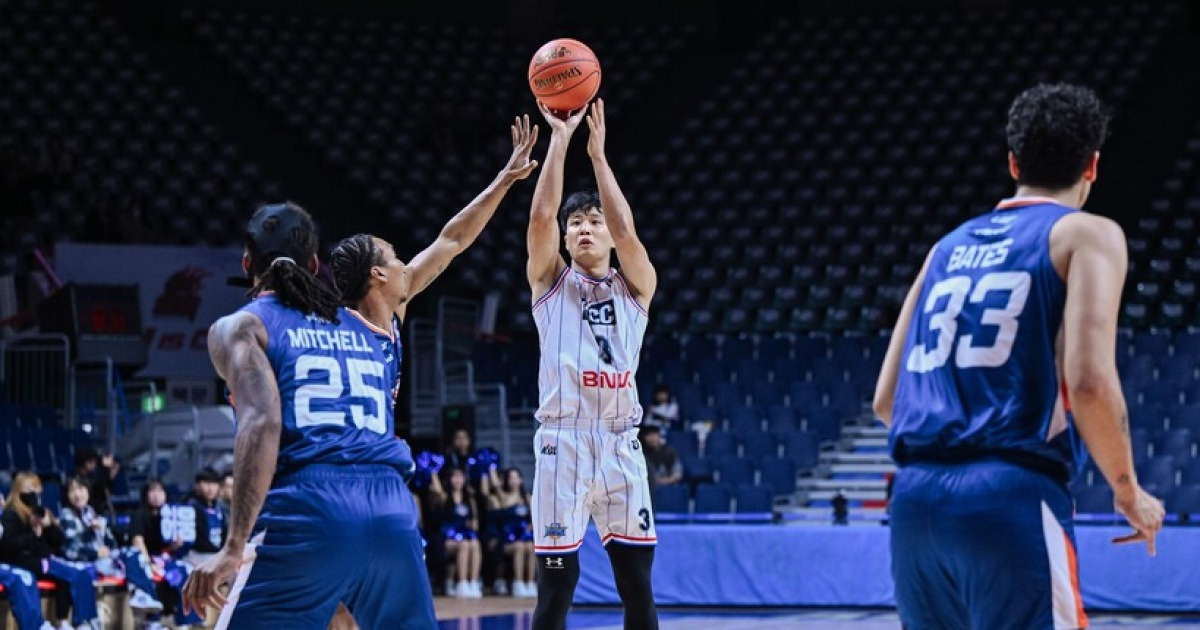 [EASL] ‘허웅 연속 14점’ KCC, 메랄코 꺾고 4강 진출 희망 쏘다
