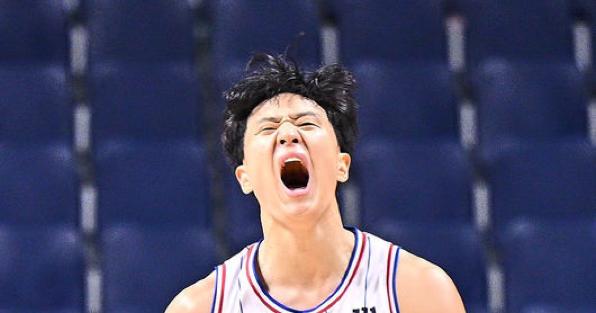 ‘허웅 4쿼터 막판 미친 4연속 3점슛’ KCC, 필리핀 메랄코에 대역전승...EASL 첫 승 신고