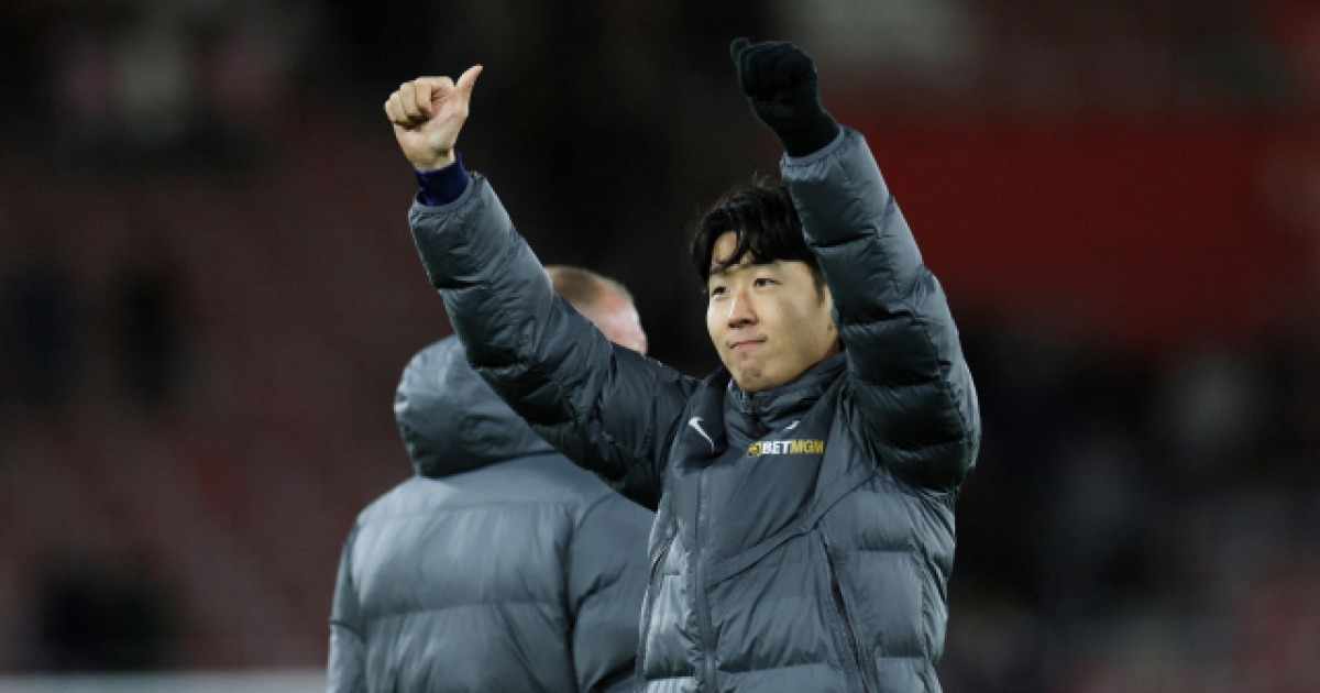 전반전만 뛰고 1골 2도움···손흥민, EPL 16R ‘이주의 팀’ 선정