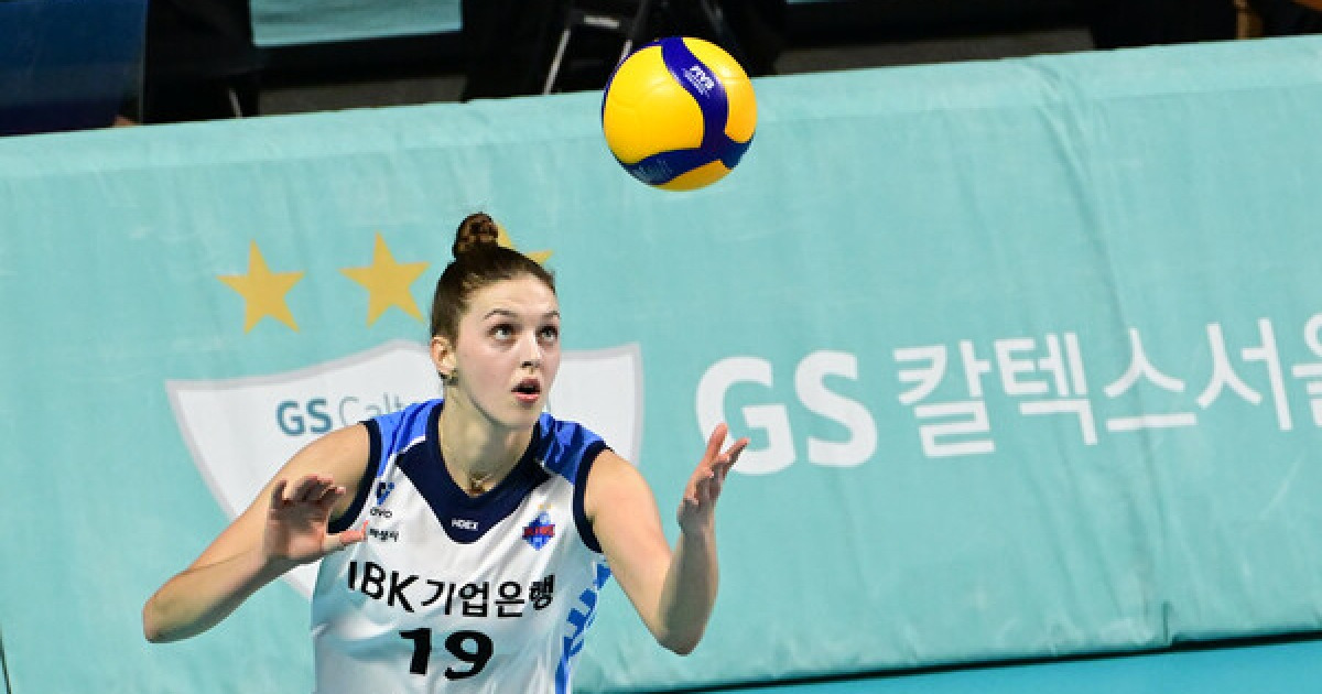 [st&현장] '24세 영건 에이스' IBK 빅토리아, 부담감에도 "내 역할을 하는 것 뿐"